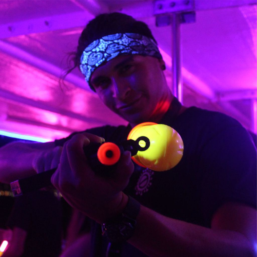 Neón Party – Grupo Naviero de la Bahia Puerto Vallarta